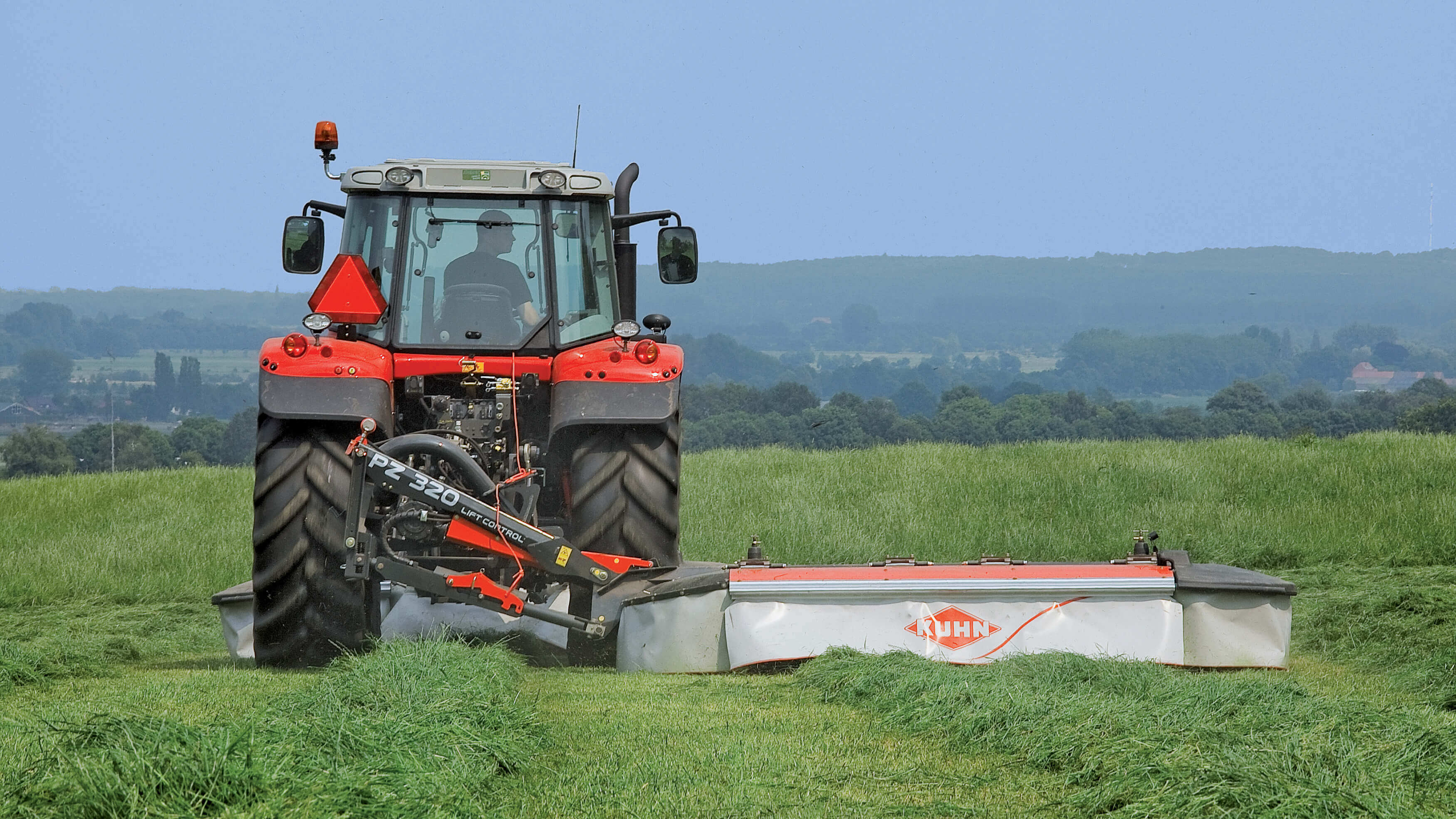 Rear Mounted Drum Mowers | KUHN